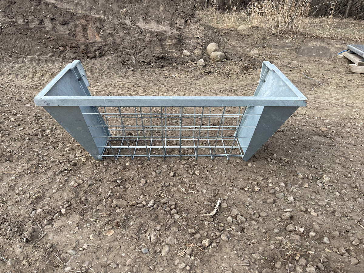 Hook Over Hay Basket — Huber Ag Equipment LTD